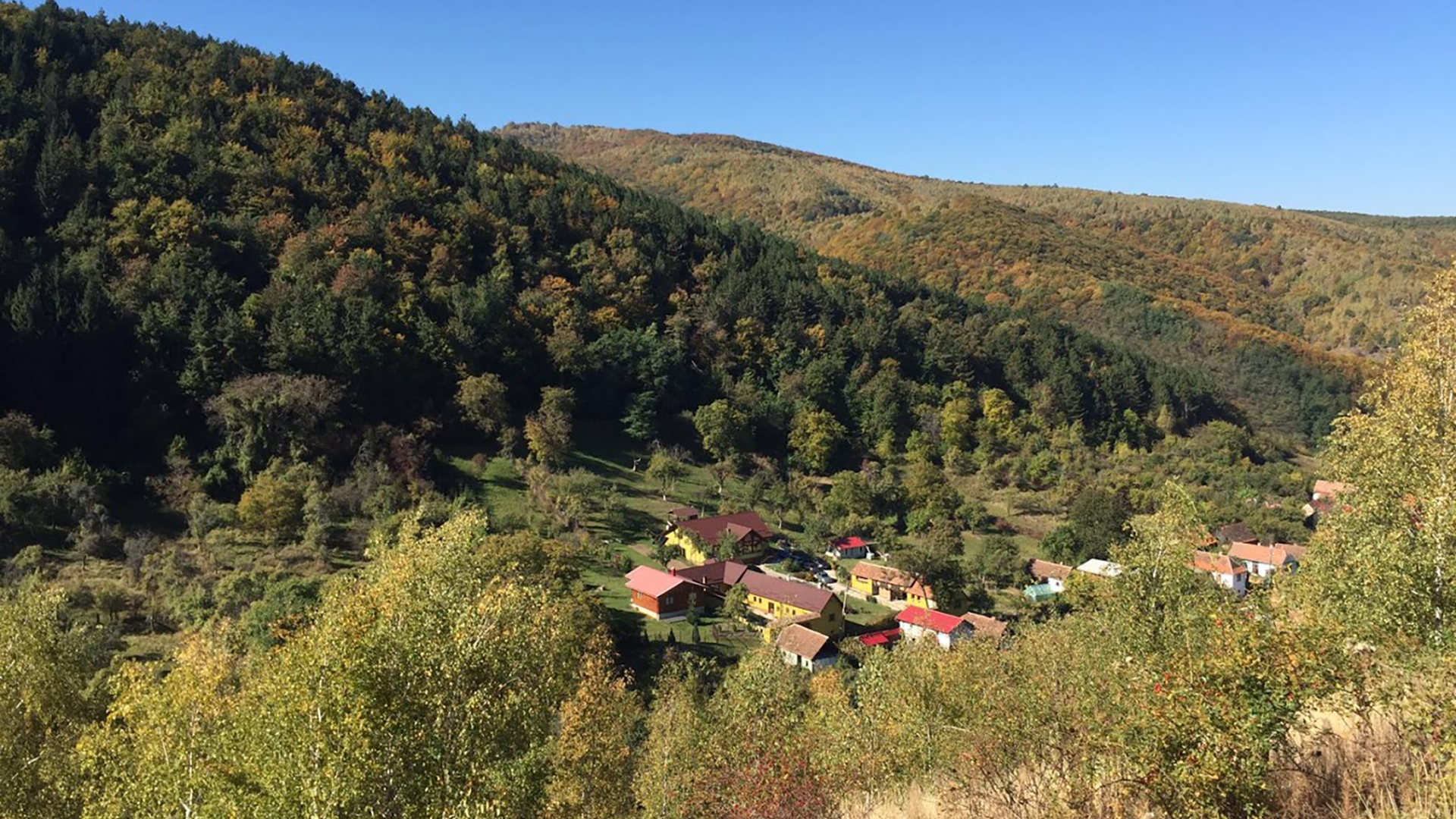 Oma's Hütte – Your private retreat!